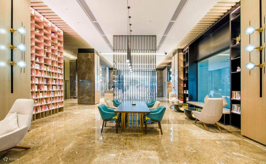 [Near Guangzhou Sunac Mao] Atour Hotel Guangzhou Huadu Financial Center ...
